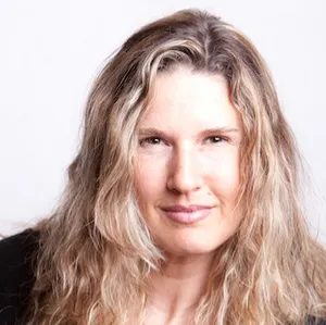 Monique Davidson, Macdonald Realty Ltd. - North Shore Real Estate Agent ...